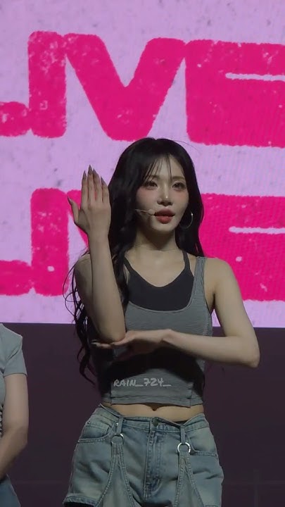 250802 | Supersonic | #tripleS #김나경 #NaKyoung #ナギョン #金拏炅 | A Live 25 in Macau - YouTube