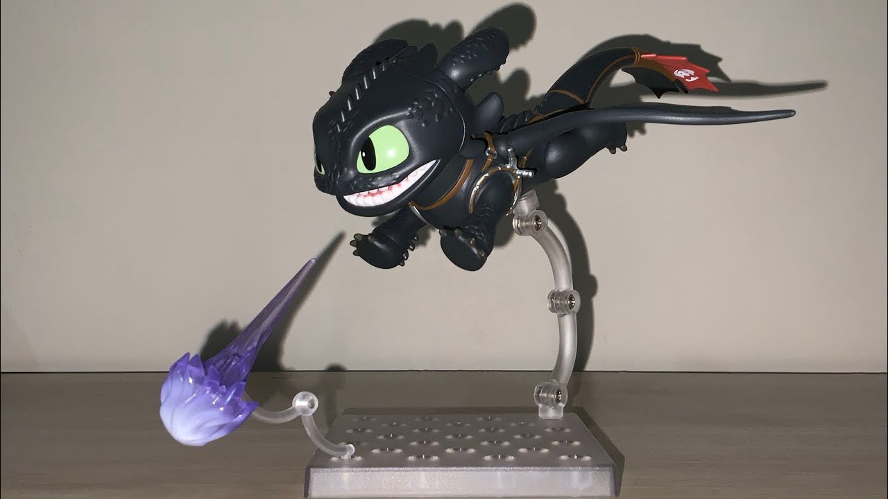 Nendoroid Toothless How To train your Dragon 2 - YouTube
