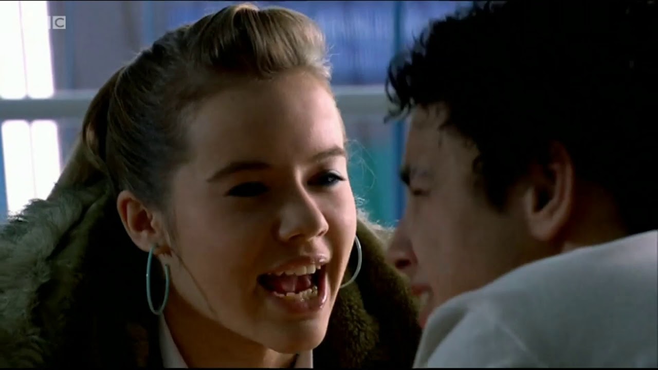 Waterloo Road - Chlo & Donte - 1x06 - 2/2 - YouTube