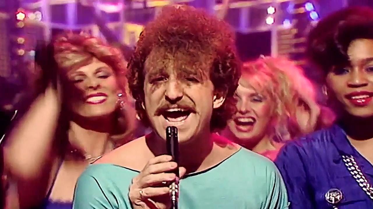 Matthew Wilder - Break My Stride (TOTP Version) 1984 - YouTube