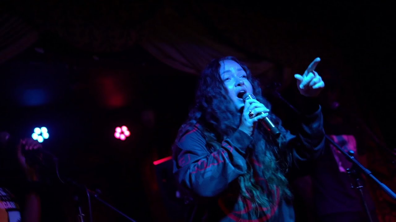 KRISTII - The Virgil (Live Performance) - YouTube