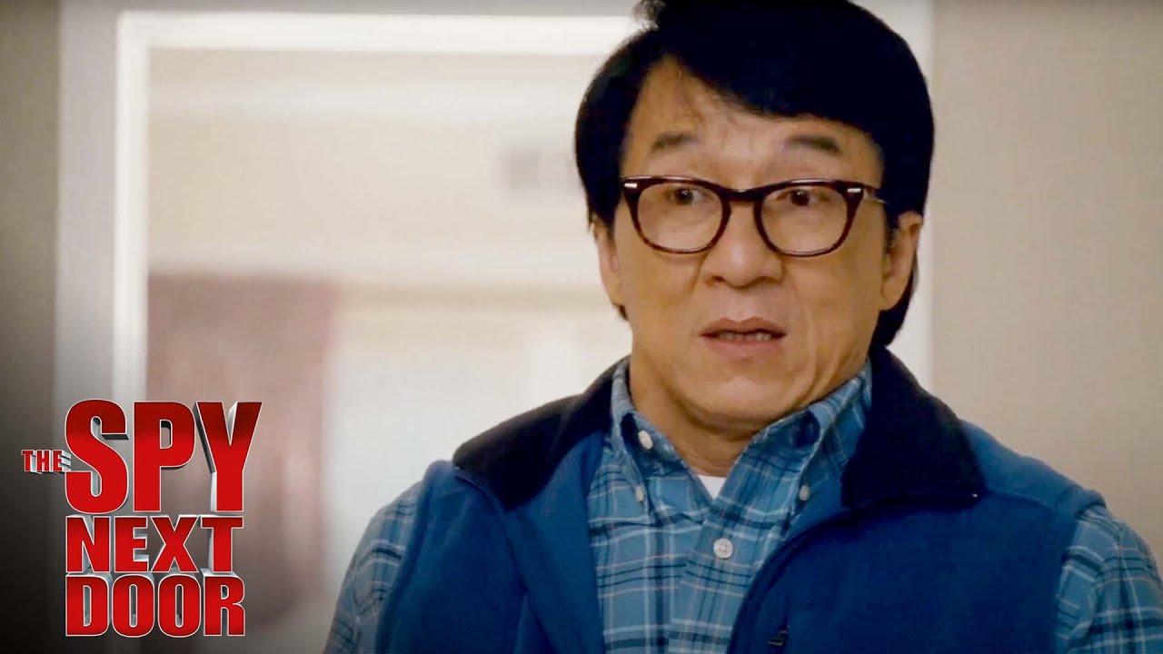 'Bob's First Night Babysitting' Scene | The Spy Next Door - YouTube