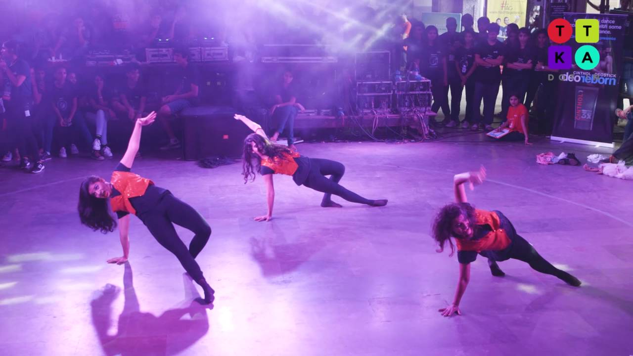 Brilliant Jazz Dance Routine by Sophia College Girls | Malhar 2016 ...