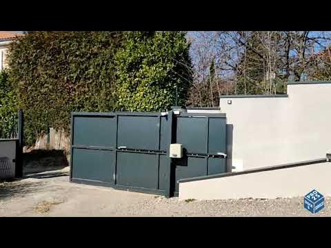 Portail coulissant portefeuille avec moteur Powertech PL800 - YouTube