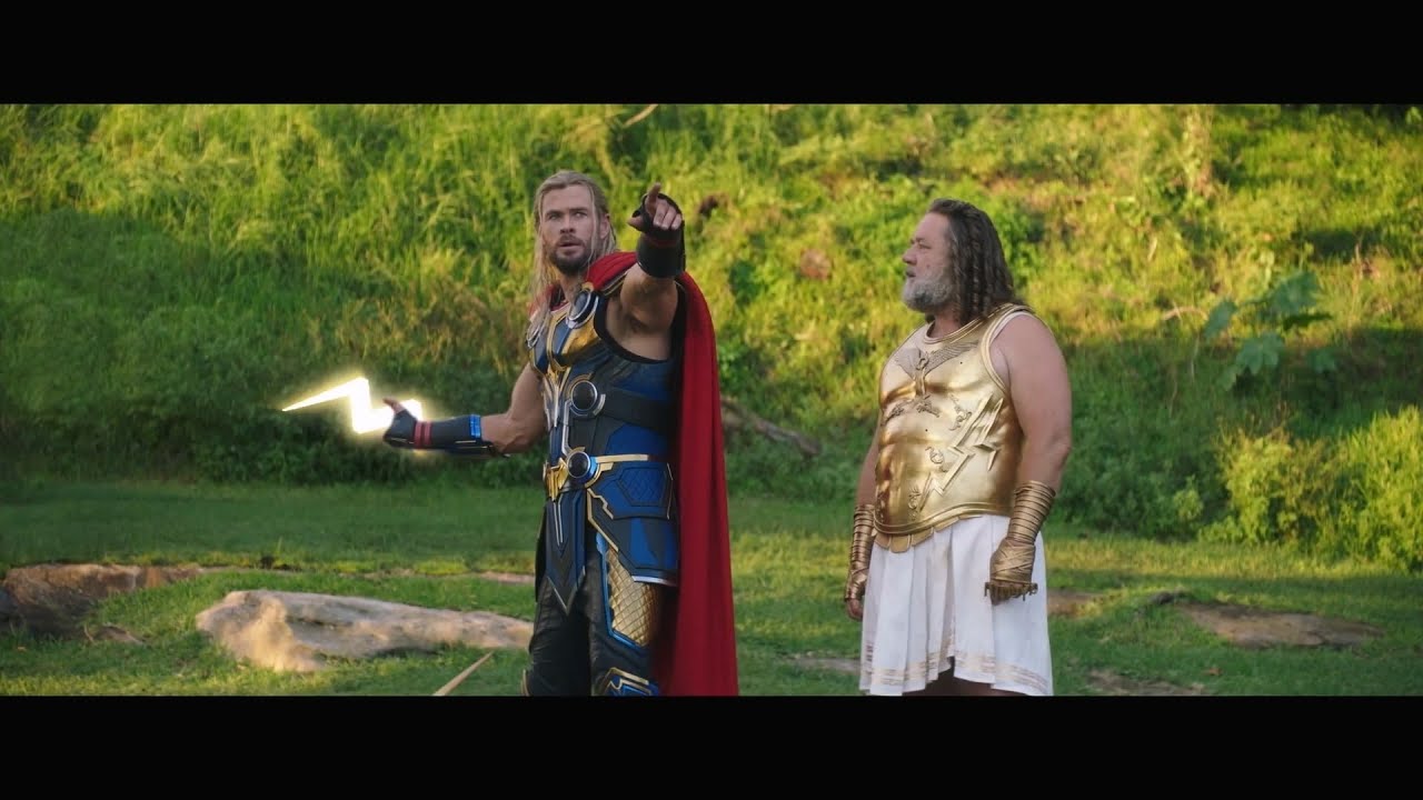 #ThorLoveAndThunder Deleted Scene - Zeus lends Thunderbolt to Thor ...
