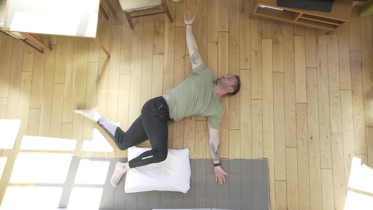 Side Lying Windmill: Home Mobility Warm Up - YouTube