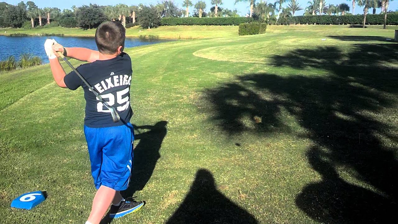 Colby his golf ball rebounds off palm tree - YouTube