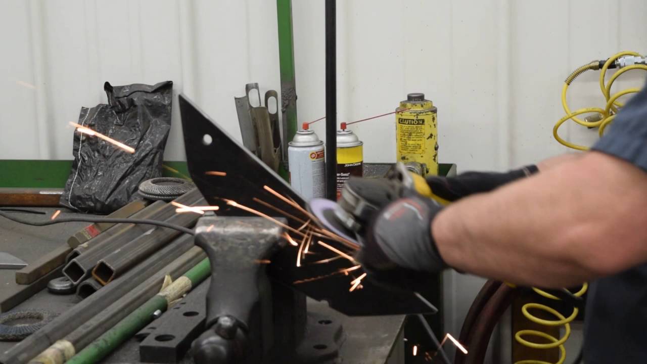 Log trailer arch build 07 grinding the gussets - YouTube