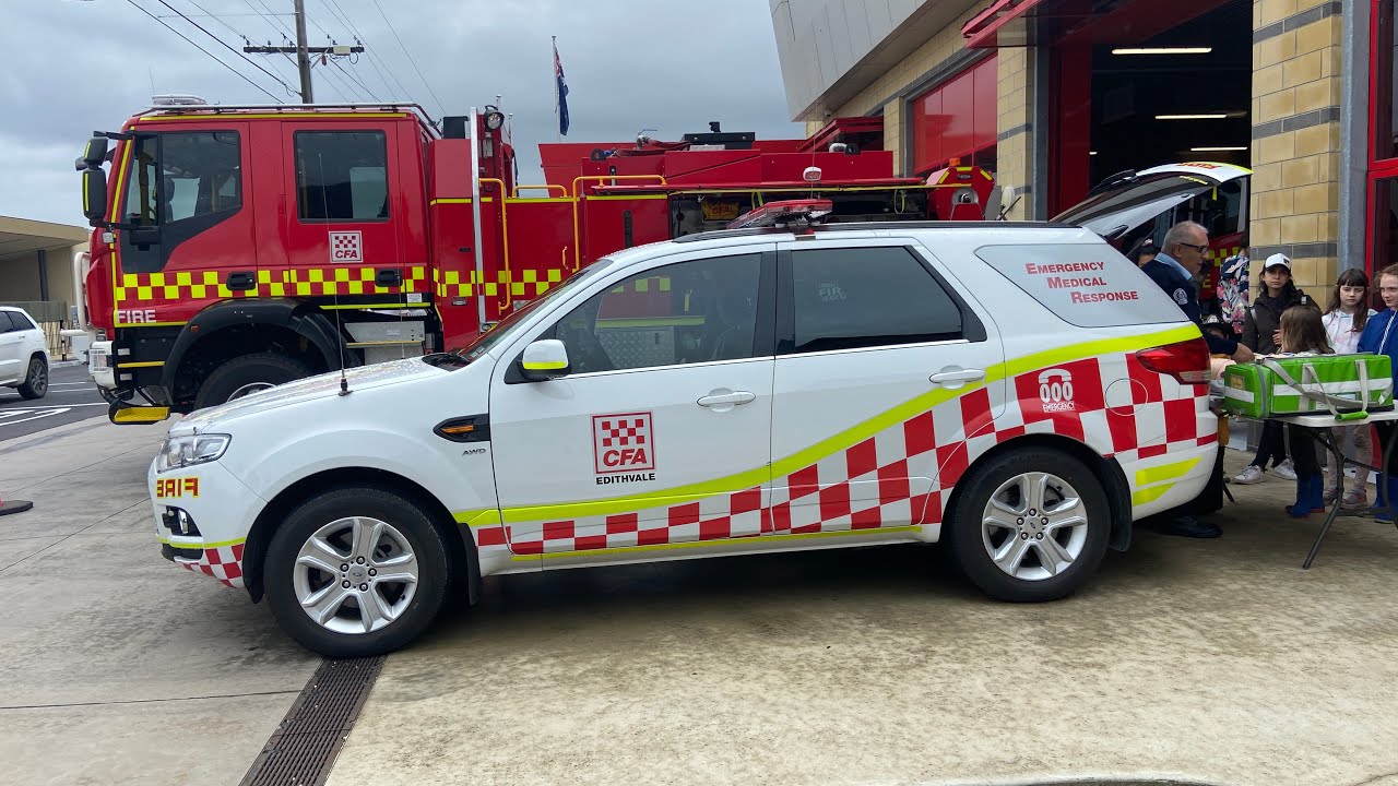 *SES TURNOUT FROM A FIRE STATION*Edithvale Fire Station open day-CFA ...
