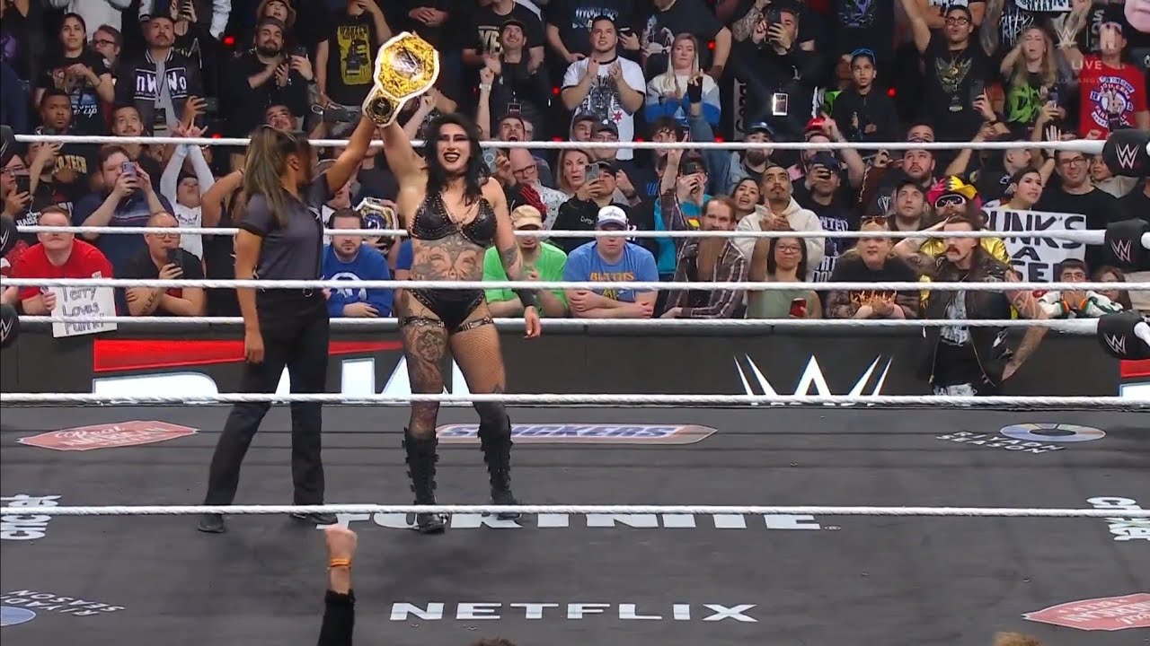 Rhea Ripley gana el Campeonato Mundial Femenino de WWE - WWE Raw 06/01 ...