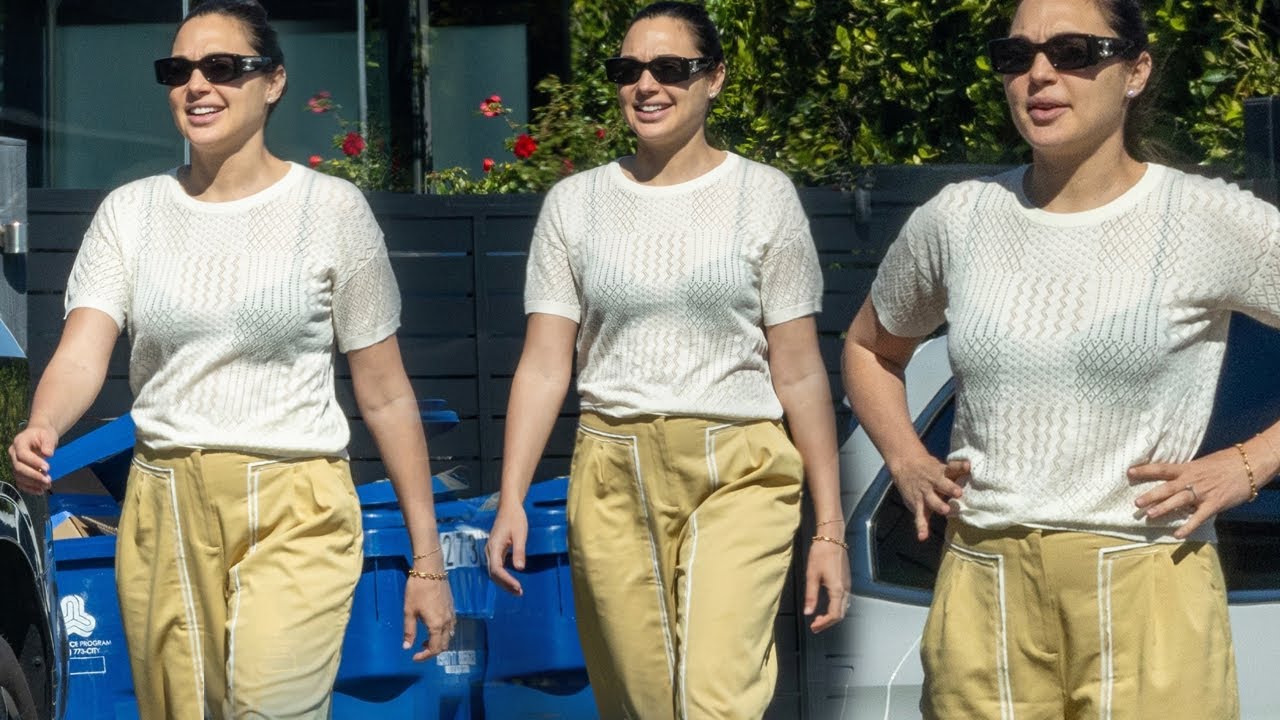 Model Gal Gadot Out seen in LA - YouTube