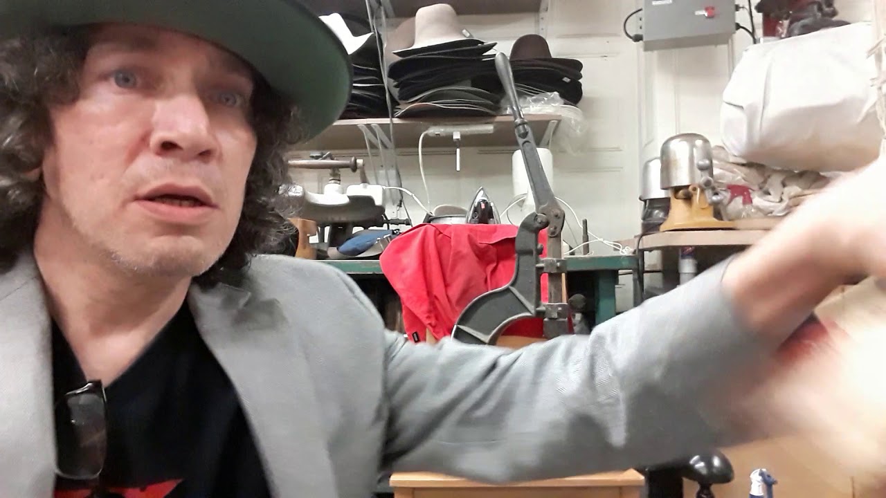 Rare Crown Venting Machine - YouTube