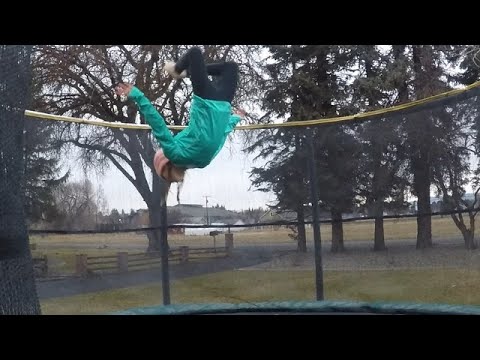 How To Do A Backflip On A Trampoline! - YouTube