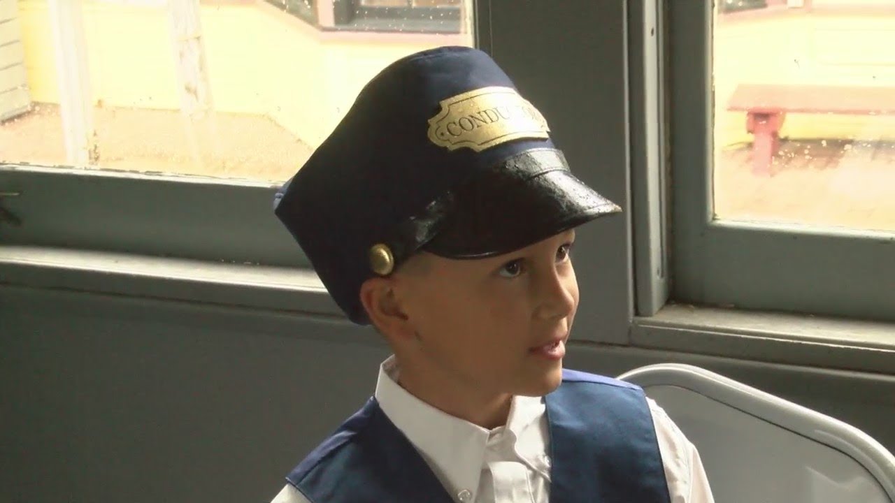 Child conducts train tours at National Railroad Museum - YouTube