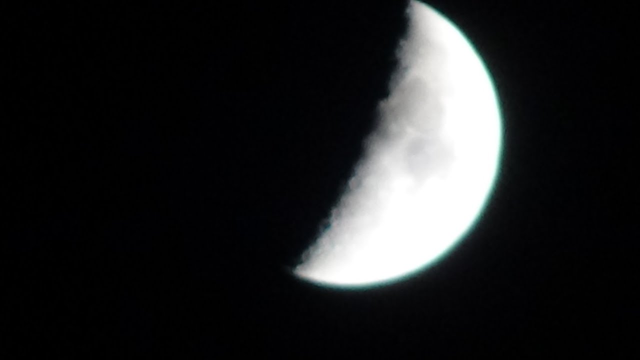 tonight's half tilted moon 🌙 setting straight south, 10/28/2025 7pm ...