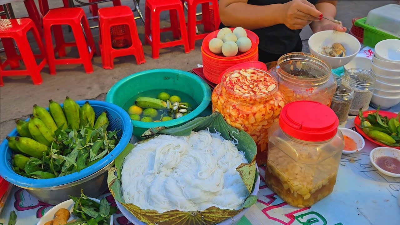 A Must TRY you Should NOT Miss "Green Banana Noodles with PONG TEA KON ...
