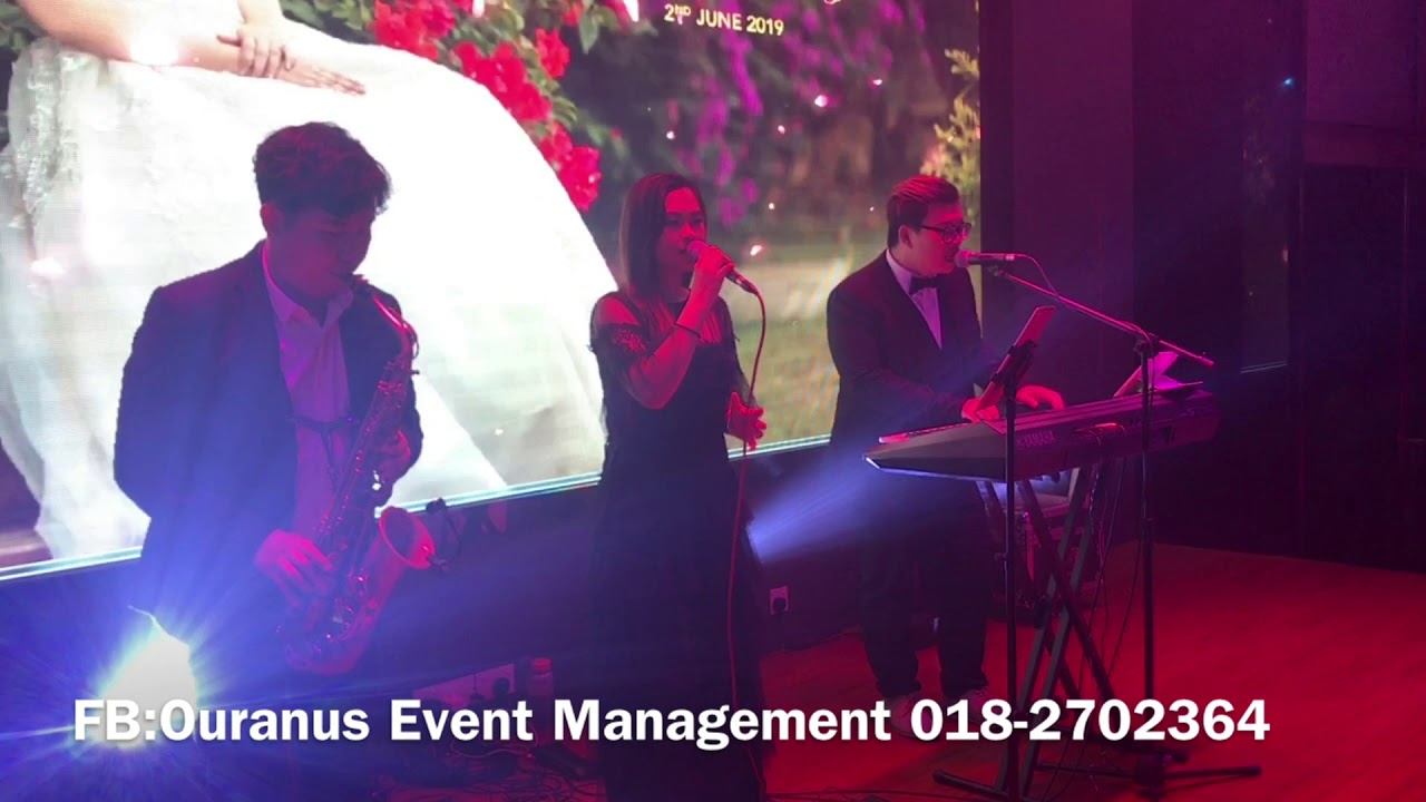 Wedding Live Band Keyboardist:Johnathan - YouTube