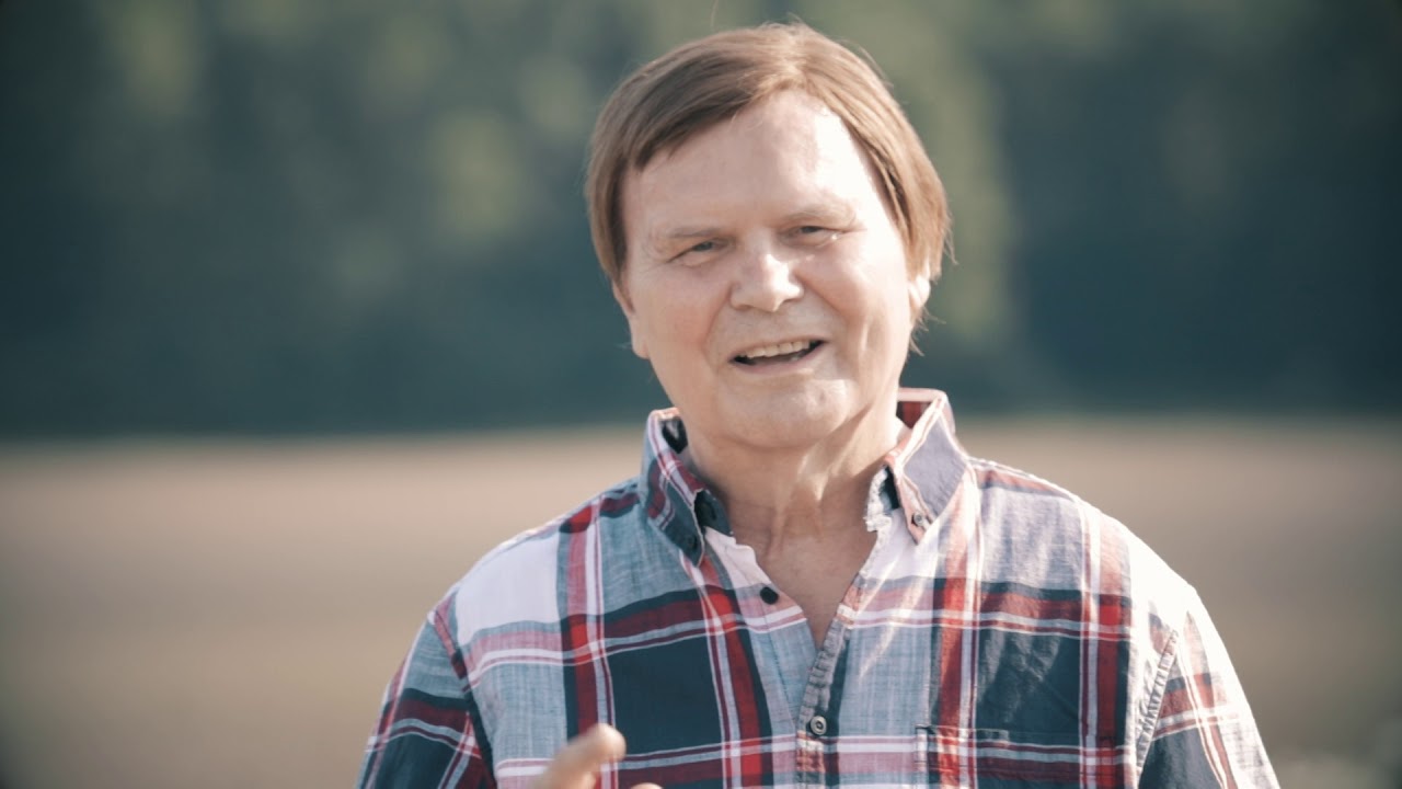 DUŠAN GRÚŇ - BUTTERFLY - YouTube