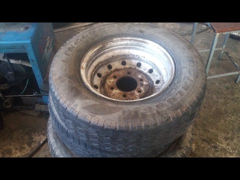 จ่า​การช่าง​สุรินทร์​ เปลี่ยน​ยาง​ 195R14 241068