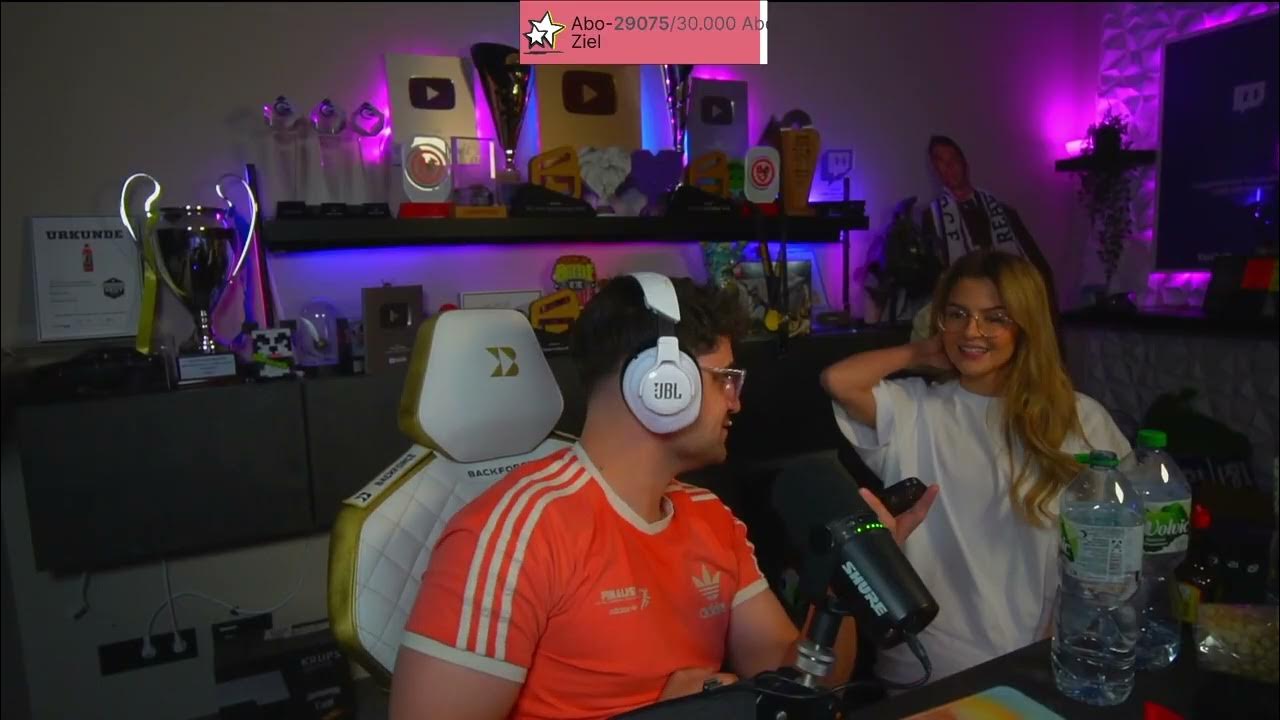 Melina & Eli verarschen Schradin und er fühlt sich schlecht 😂😂 | EliasN97 Clips - YouTube