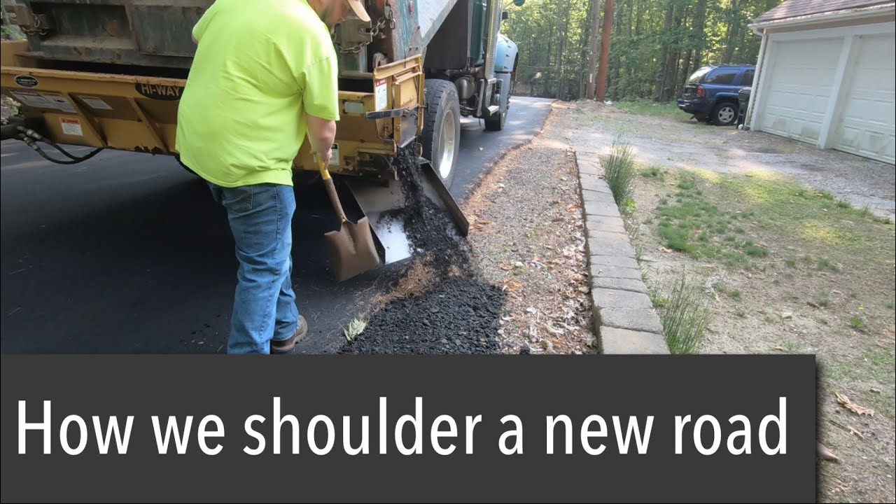 How we shoulder a new road - YouTube
