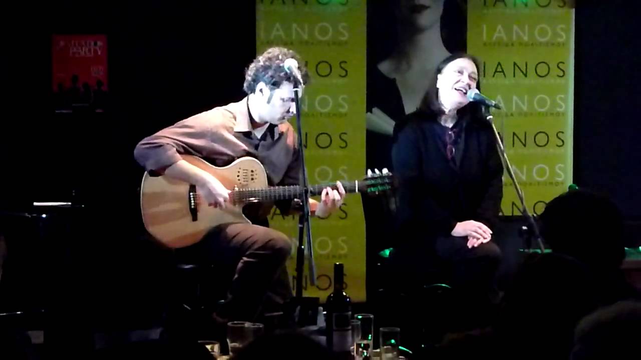 Afroditi Manou @ Ianos - Pare me (20091111) - YouTube