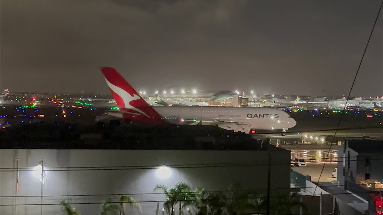 LATE NIGHT HEAVY TAKEOFFS @ LAX | PLANE SPOTTING | LOS ANGELES INT’L ...