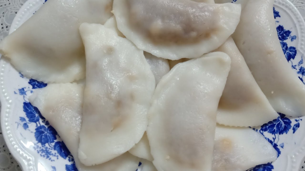 Fresh Coconut Steamed Gujiyaa Konkani Style | Konkani Steamed Sheeng ...