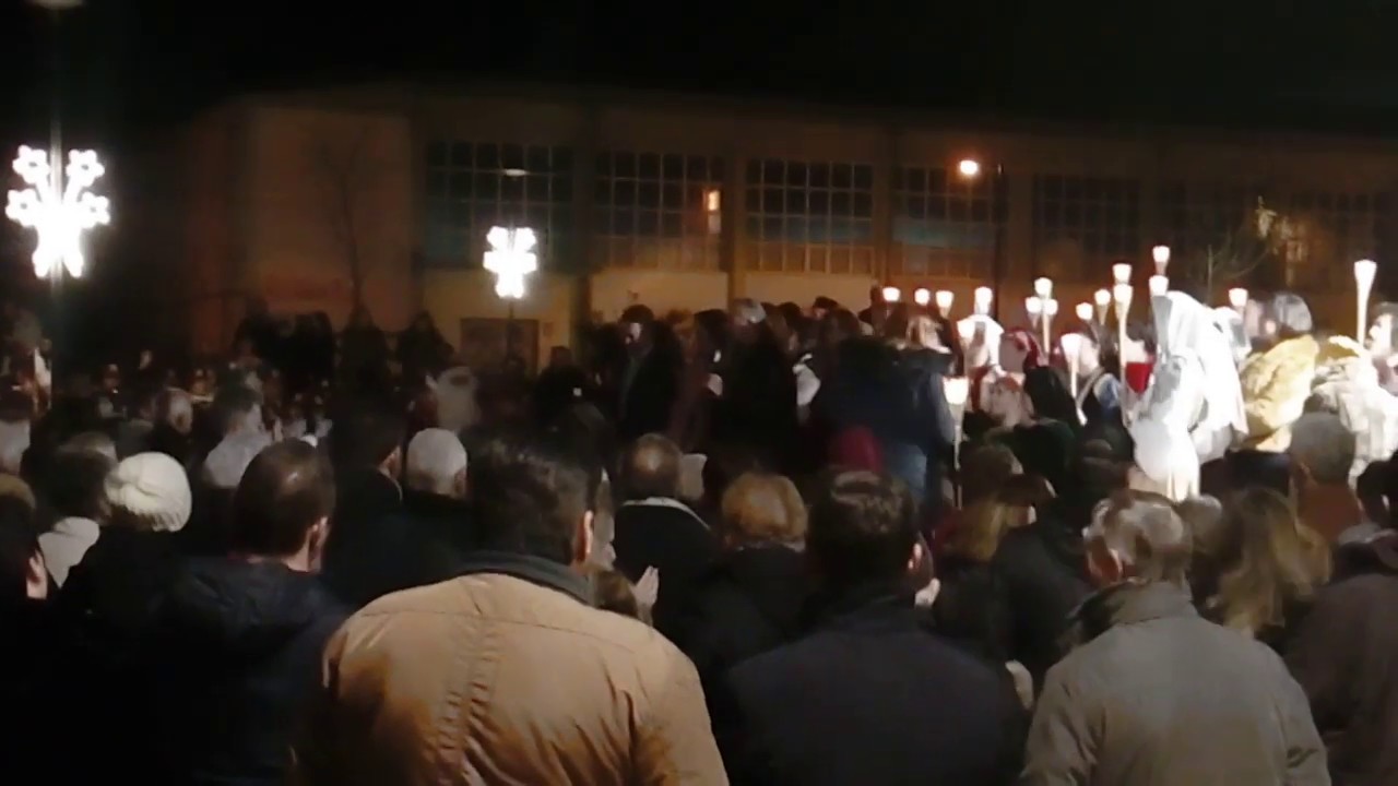 ΑΝΑΜΜΑ ΧΡΙΣΤΟΥΓΕΝΝΙΑΤΙΚΟΥ ΔΕΝΤΡΟΥ 2019 - YouTube