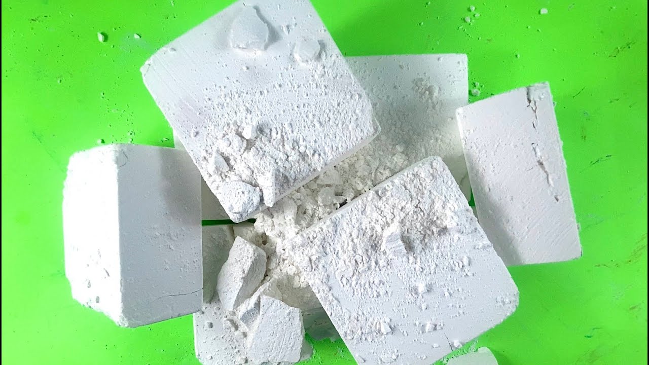 ASMR ~ 8 CRUNCHY PSYCHI GYM CHALK CRUMBLE ~ #TRYITTHURSDAY - YouTube