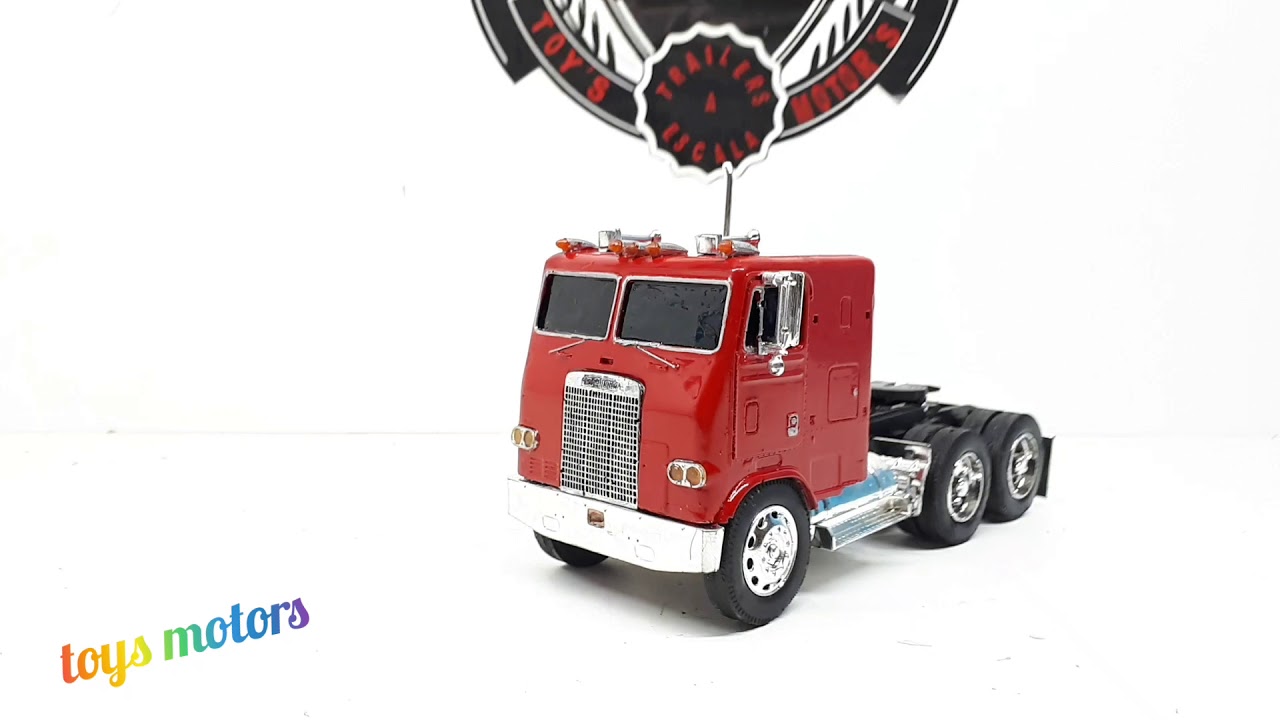 trailer chata freghtliner escala 1:32 de coleccion artesanal - YouTube