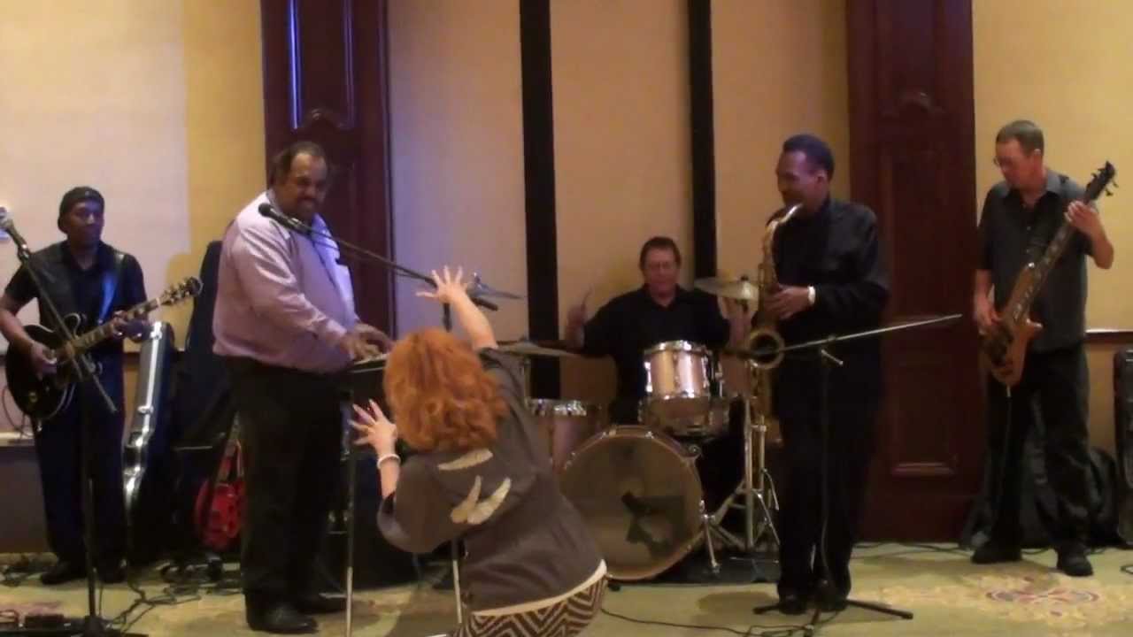15 June 2012 - Daryl Davis Boogie Woogie Jams on the Piano @ Dulles ...