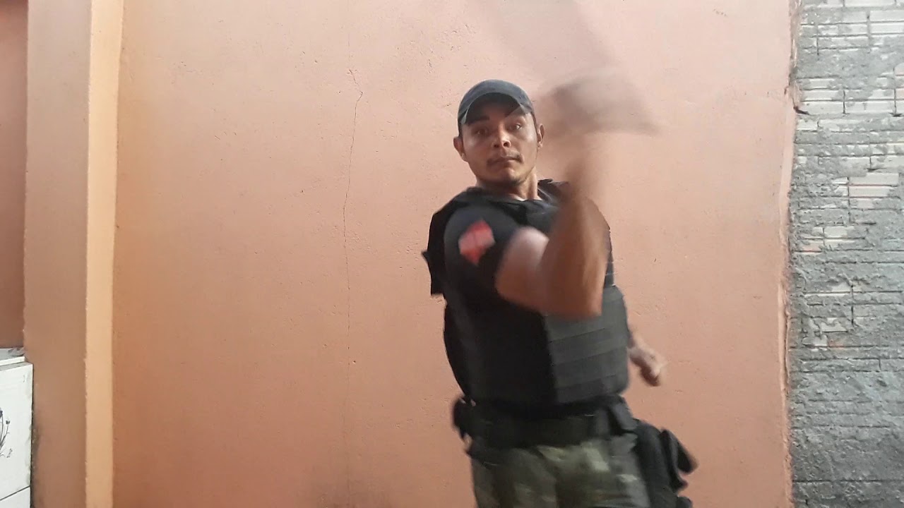Treinamento de tonfa PR 24 - YouTube