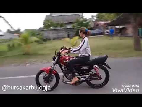 Cewek naik motor RX KING JAGOAN NAIK RX KING