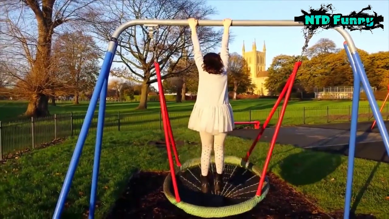 Ultimate Girls Fails of the Year 2015 FailArmy - YouTube