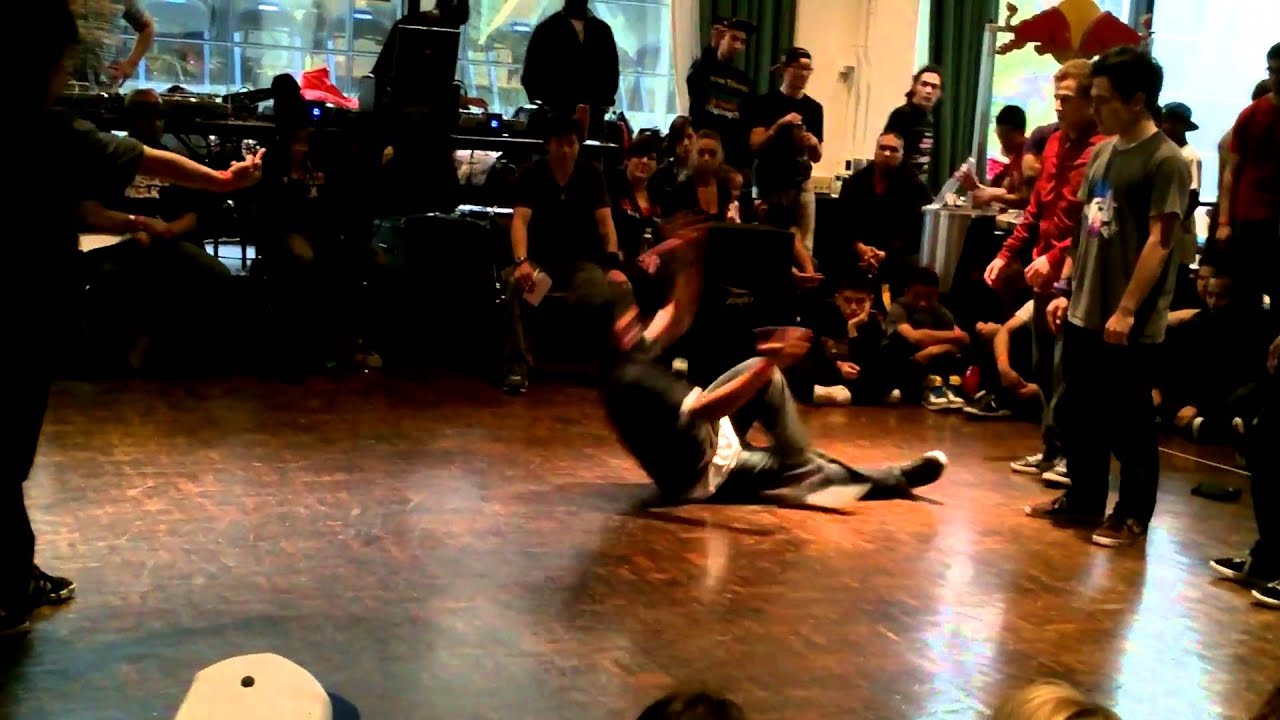 Breakonomics 2011: Krazy 88's VS Control Panel - YouTube