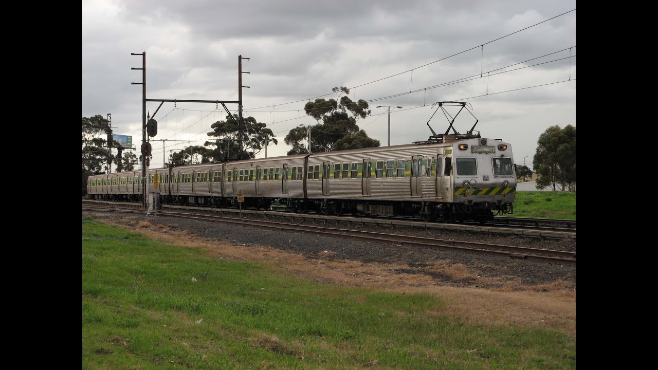 Hitachi Suburban Electrics Middle Footscray January 2011 Metro Trains ...