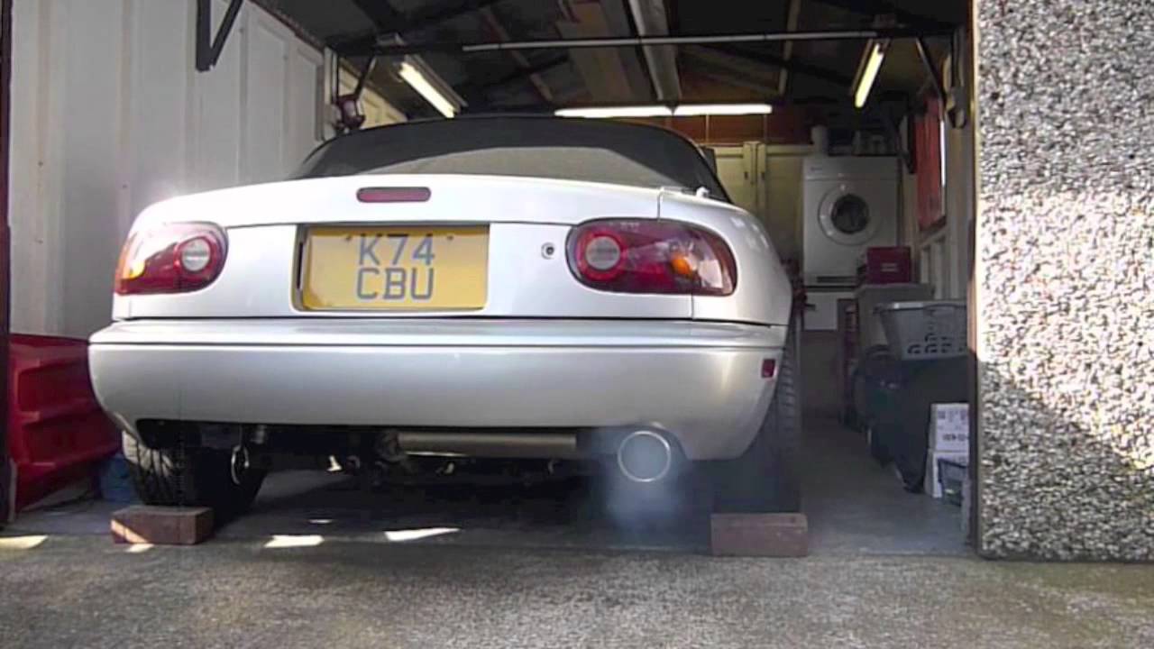 Mazda B6 engine rebuild - first start - YouTube