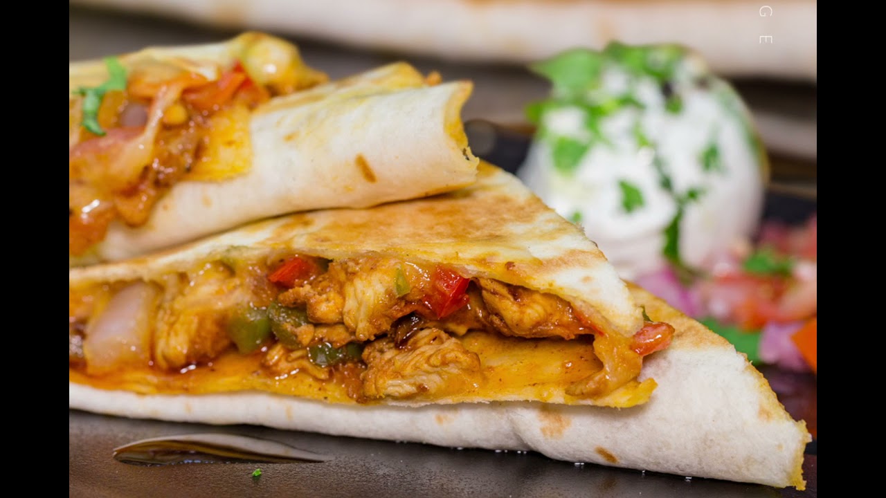 Quesadilla Chicken - Sukoon lounge (Doha - Qatar) - YouTube