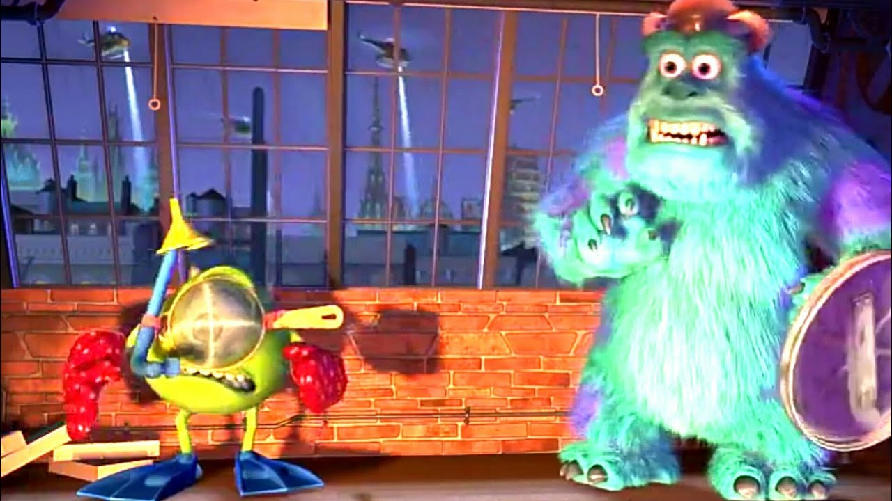 Sullivan e Mike Ficam Com Medo Da Boo | Monstros S.A. (2001) - YouTube