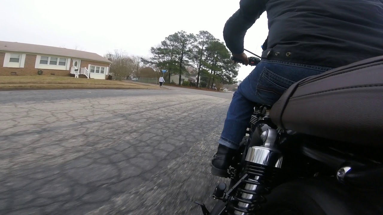 Triumph T120 rear shock vidro - YouTube