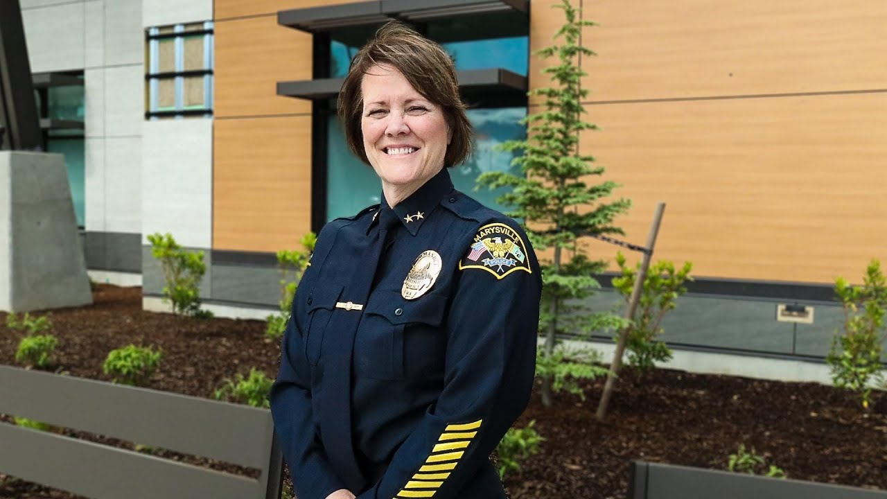 Women in Law Enforcement with Commander Wendy Wade - YouTube