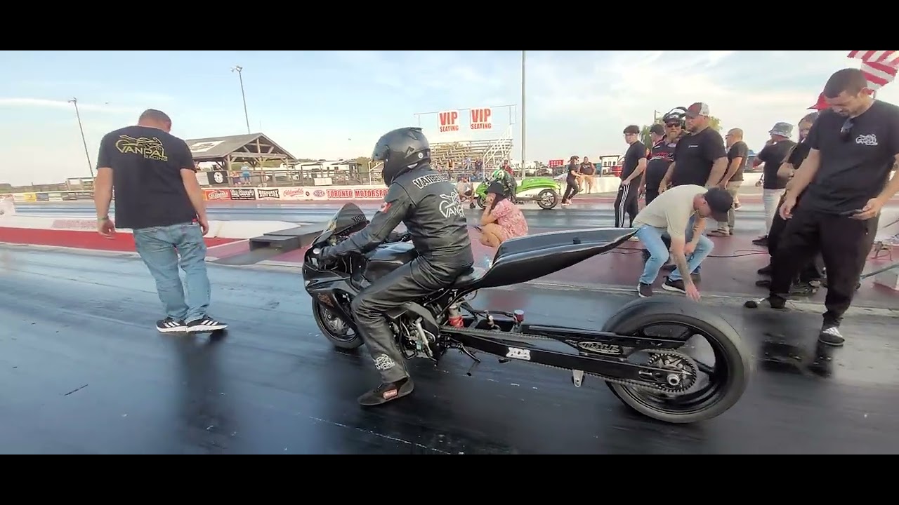 Jesse vs brant Canada Heads Up finals Race #4 - YouTube