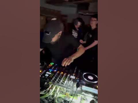 Skrillex with Bobby Raps - Leave Me Like This (live version) - YouTube