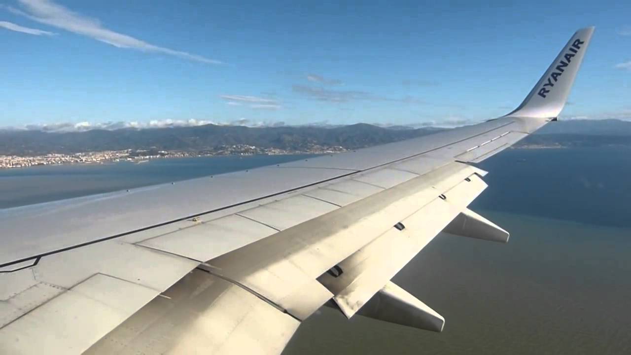 FULL HD B737 LANDING - YouTube