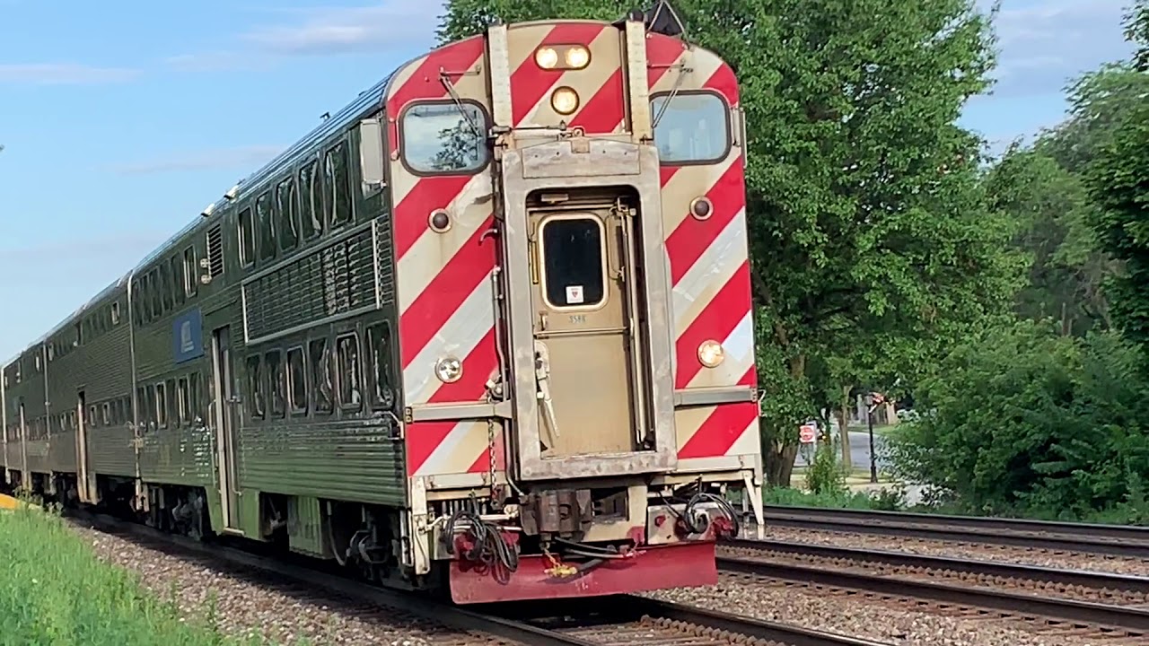 Metra Morning Rush Hour At Hinsdale On July 17, 2019 - YouTube