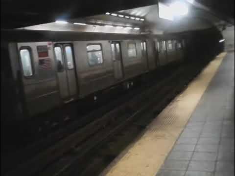 IRT Broadway Line: R62A 1 Trains at 168th Street - YouTube