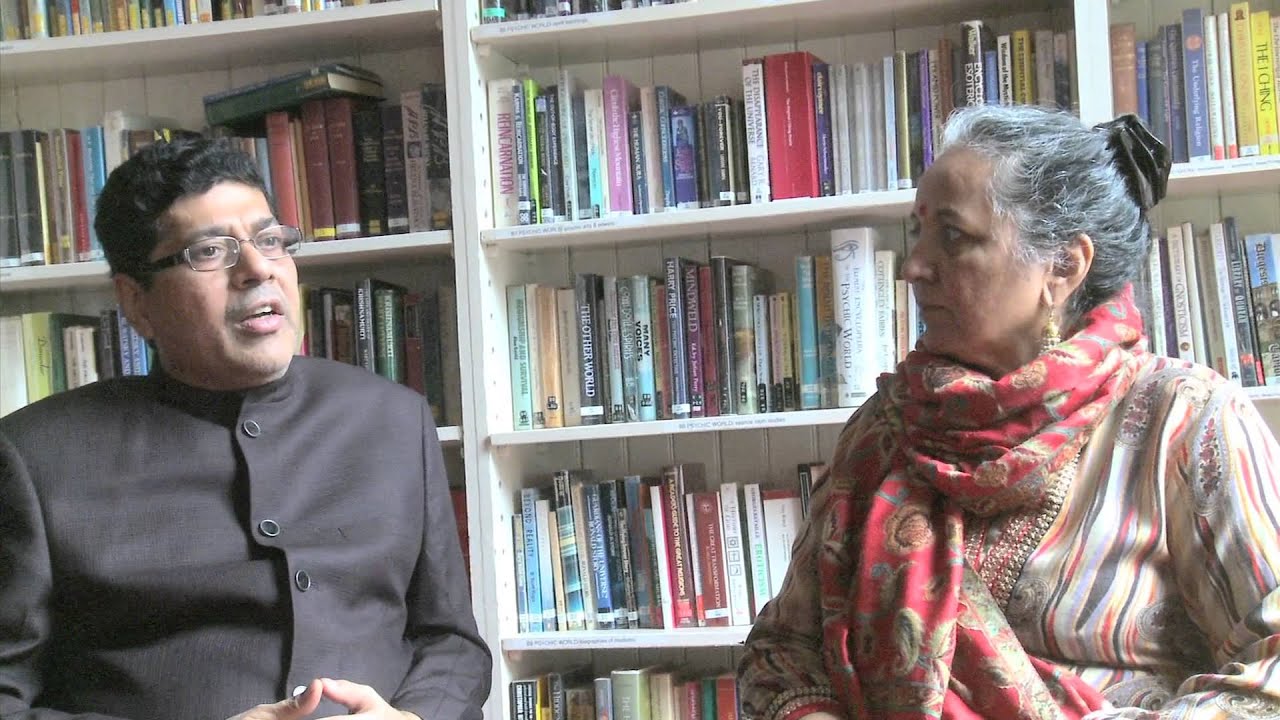 Pandit Sanjay Rath in Talks with Komilla Sutton - YouTube