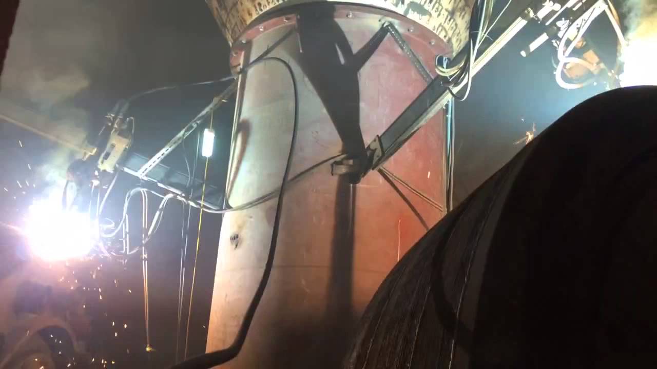 Hardfacing VRM tires - YouTube