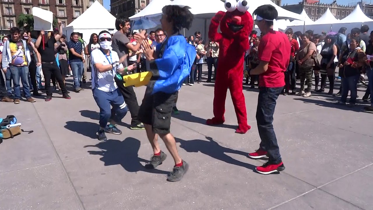 Baile con Elmo - YouTube